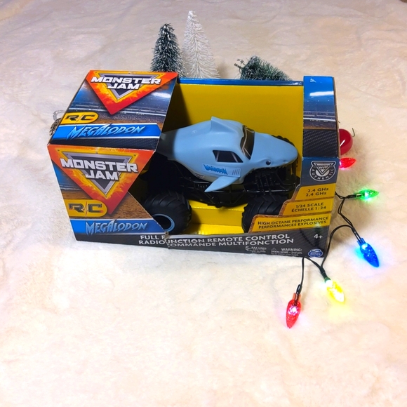 Spin Master | Toys | Monster Jam Rc Megalodon Full Function Remote ...
